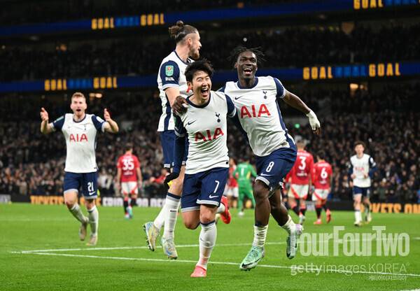 “인생 최고의 밤으로 만들겠다”...‘토트넘 핵심 MF’ 비수마, UEL 결승전 앞두고 결의 다졌다