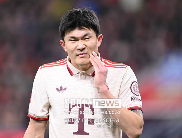 "EPL, 김민재 관심 크다" HERE WE GO급 獨 최고 공신력 확인…630억 협상 시작 "뮌헨 오퍼 기다리는 중"