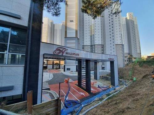 진입로 없어 4년여 방치된 용인 신축아파트 대체도로 임시 개통