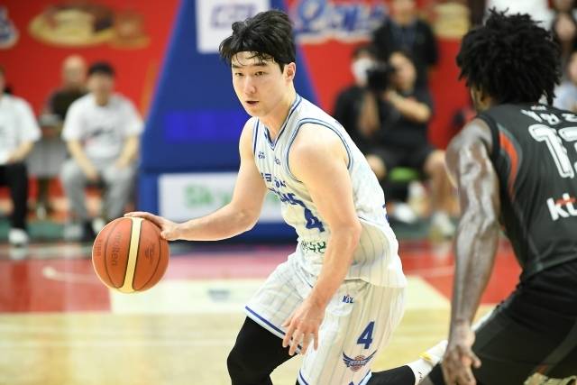 [단독] 허훈·김선형 이어 김낙현도 이적한다! 정든 KOGAS 떠나 SK行 [KBL FA]