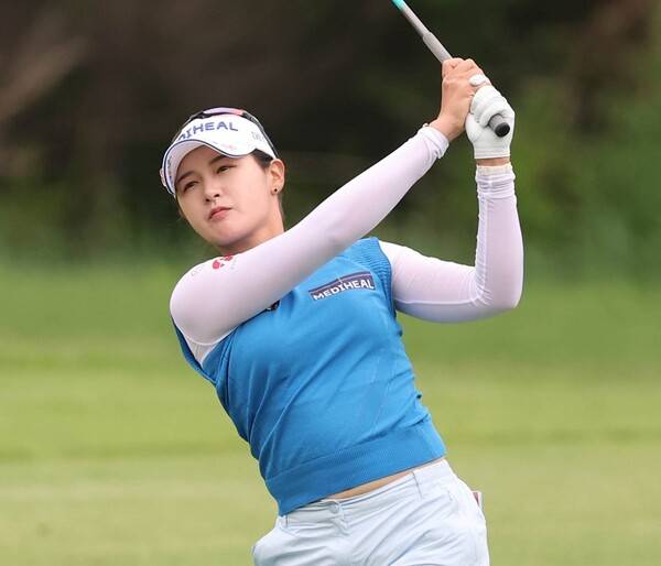상승세 탄 박현경 "연속 톱10 이어가고 싶어요" [KLPGA]