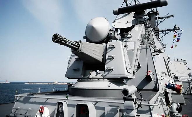 "마하 3 미사일도 잡아낸다", AESA가 탑재된 순수 국산 CIWS-II | 골인베스트