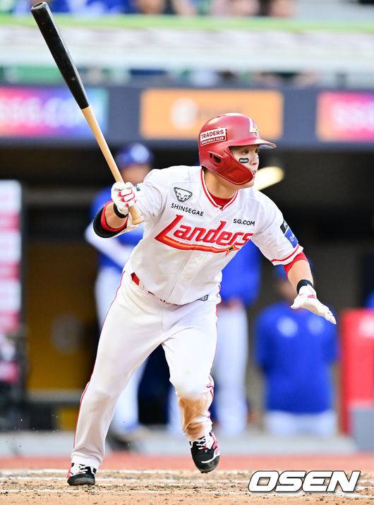 ‘한유섬-고명준 백투백홈런+김광현 4승’ SSG, 삼성 6-4 제압→3연승 질주 [인천 리뷰]