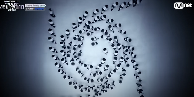 [왓IS] 레고→CGV, ‘1000만뷰’ 터진 범접 메가크루 영상 댓글 릴레이…“3분짜리 영화”