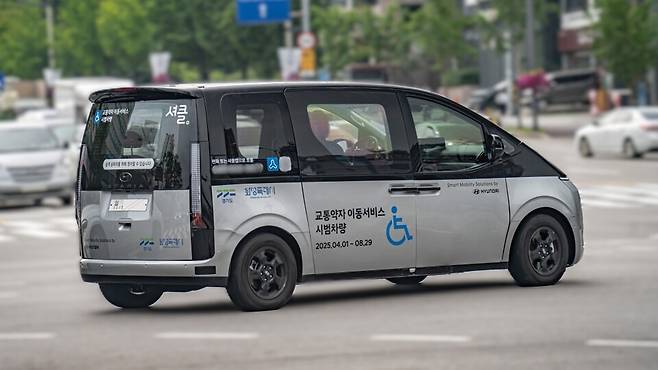 “충전 5분에 차박 가능”… 스타리아 EV 위장막 벗고 드러난 진짜 모습 | EV-Hotissue