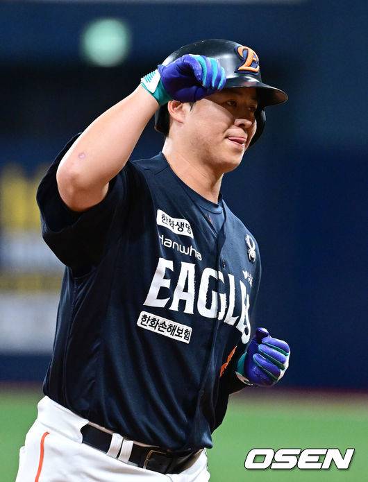 ‘노시환 9회 결승홈런+폰세 7이닝 1실점’ 한화, 키움 2-1 제압…김서현, 1이닝 퍼펙트→21세이브 [고척 리뷰]