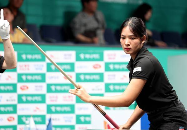 '9연속 우승까지 세 걸음' 김가영, '세계챔피언' 이신영 꺾고 LPBA 8강행...PBA, 스페인 강호들 나란히 32강 진출