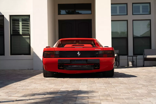 “단종됐다고 뺏길 뻔”…페라리, ‘테스타로사’ 상표권 극적 사수 | EV-Hotissue