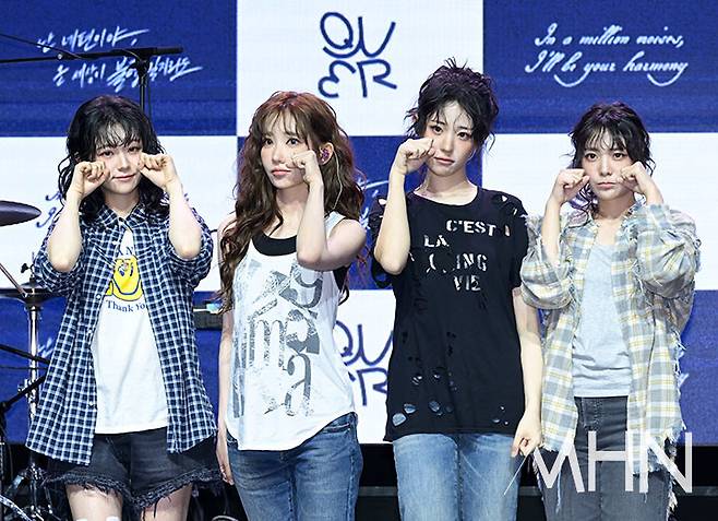 QWER, 첫 월드투어 'ROCKATION' 개최... '록과 함께하는 음악 여행'