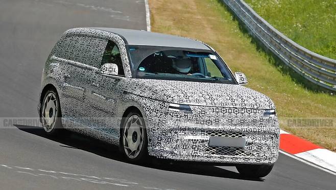 ‘주행거리 1,200km’…제네시스 GV90, EREV로 전기차 돌파구 연다 | EV-Hotissue