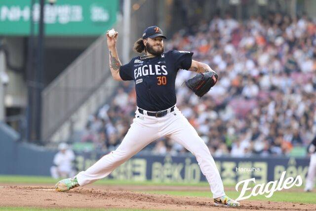 “폰세 정말 뛰어나, 맞대결하고 싶다” 롯데 괴력의 159km 좌완의 재밌는 상상…KBO NO.1 에이스 가리자[MD부산]