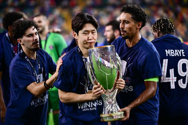 ‘이강인 추격 골’ PSG, 슈퍼컵서 ‘SON 없는’ 토트넘 꺾고 우승