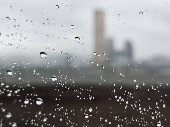 전국 최대 80mm 비… 최고 33도 무더위 [오늘날씨]