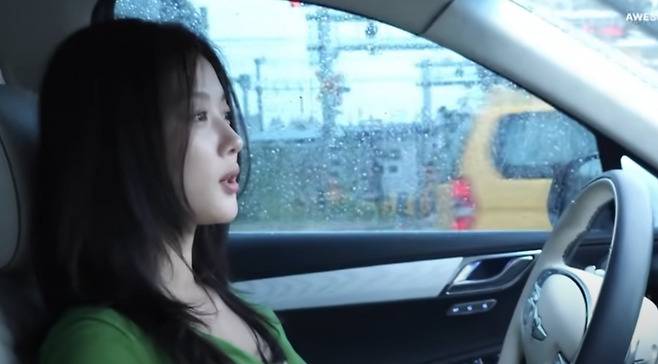 “억대 외제차일 줄 알았는데…” 김유정이 선택한 의외의 국산차 | EV-Hotissue