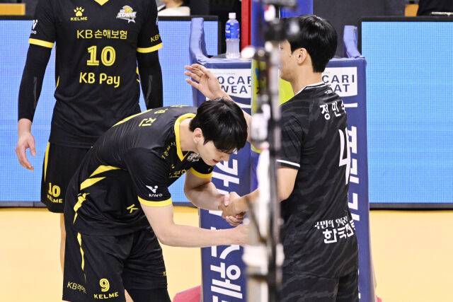 단번에 선 넘은 '의정부 왕자' …죄송한 마음과 숨길 수 없는 반가움 [곽경훈의 현장]