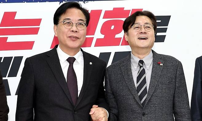 홍익표 정무수석 “이 대통령, 장동혁 병문안 지시…특검은 여야 합의사항”